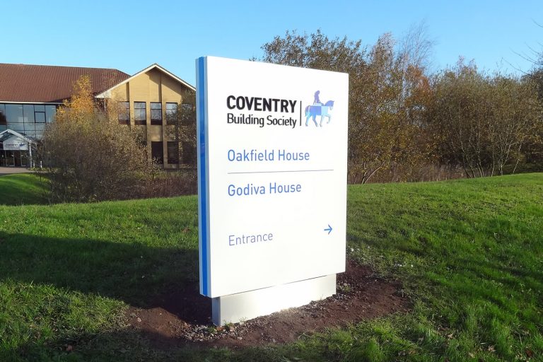 Totem Signs, Retail Park & Business Park Totem Signs - Sign Systems UK