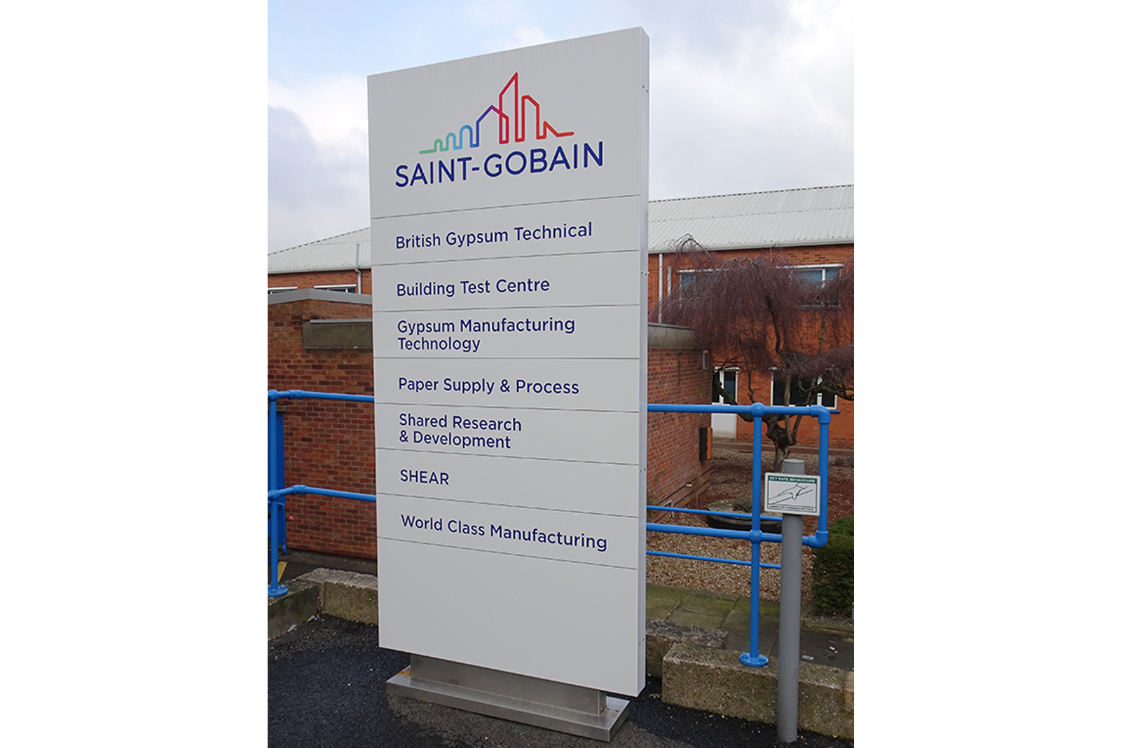 Totem Signs, Retail Park & Business Park Totem Signs - Sign Systems UK