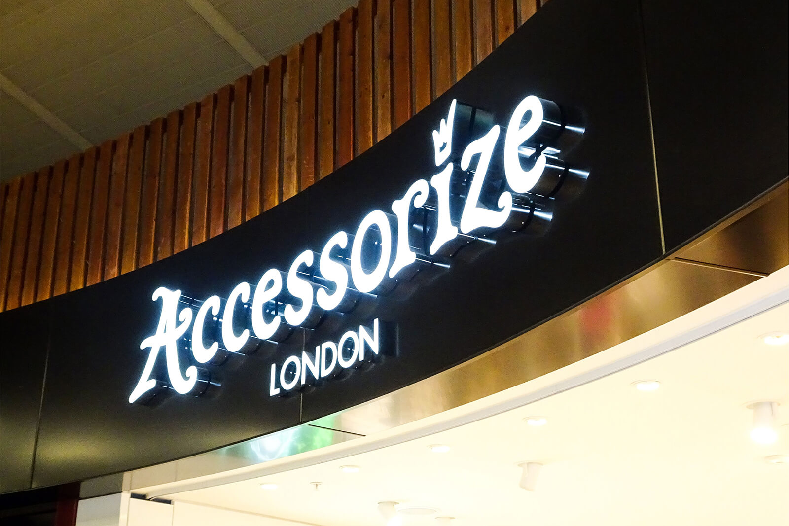 Architectural Lettering & Architectural Signage - Sign Systems UK