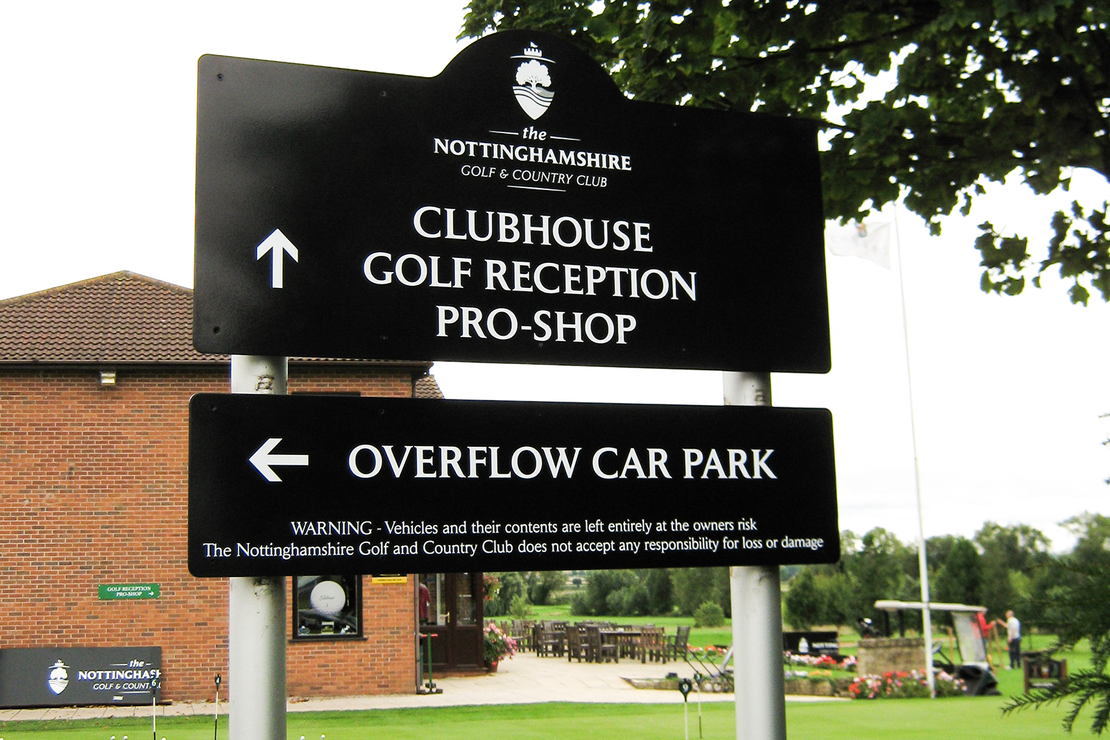 Post Mounted Signs, Infopanel & Monoframe Signs - Sign Systems UK